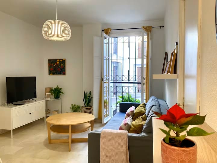 Charming With Pool In Santa Cruz - Séville