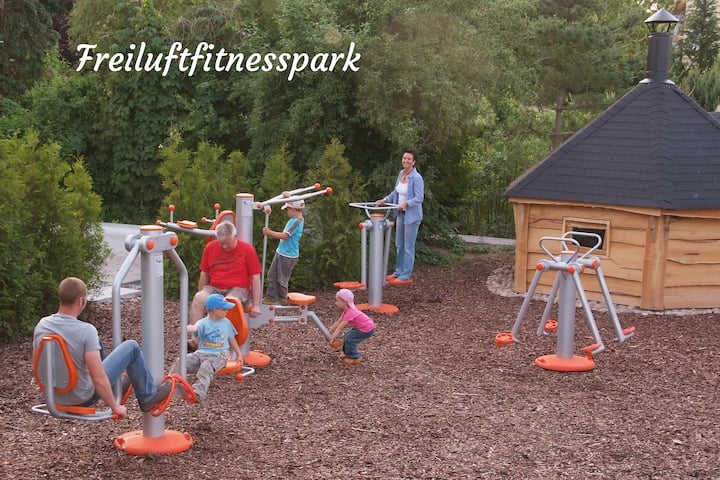 Large Holiday Apartment With 2 Bedrooms - Brandenburg an der Havel