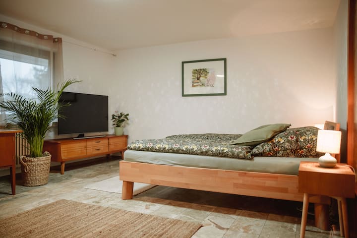 Große Wohnung Mit 2 Schlafzimmer - Bretzfeld