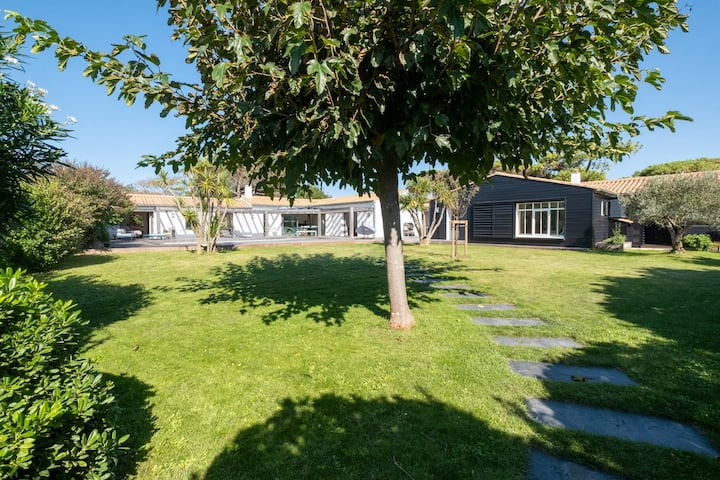 Superbe Villa Avec Piscine De 10 M Dans Un Immense - La Couarde-sur-Mer