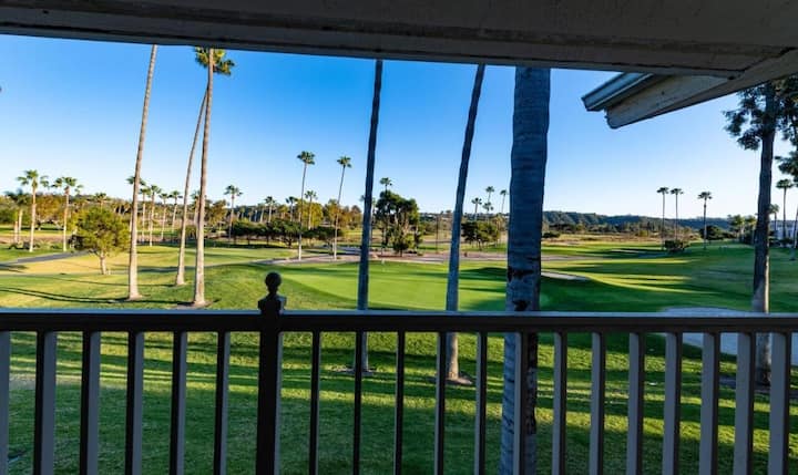 4 Club-level Double Queen Stay W/ Golf View & Pool - Del Mar, CA