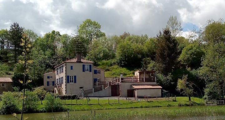 Au Fil De L'ô - 15 Pers - Spa - Chantonnay