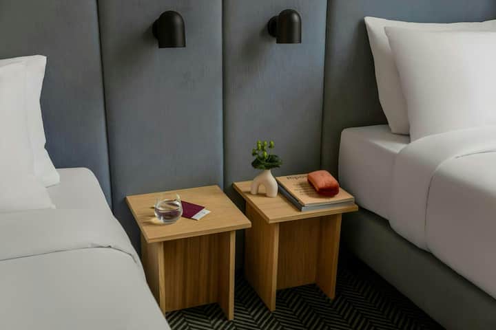 Ideal For Recharging After A Day Of Museums - Rotterdam