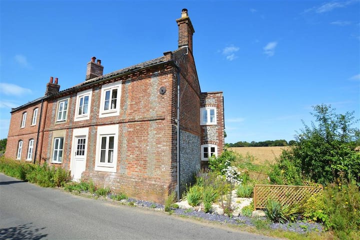 2 Bed In Bodham (Oc-1660) - Holt