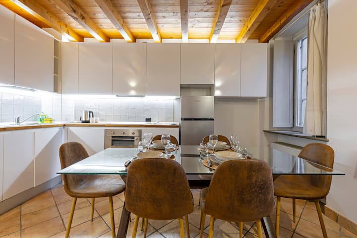 Trilocale In Via Pignolo Area Pedonale Iconica - Bergamo