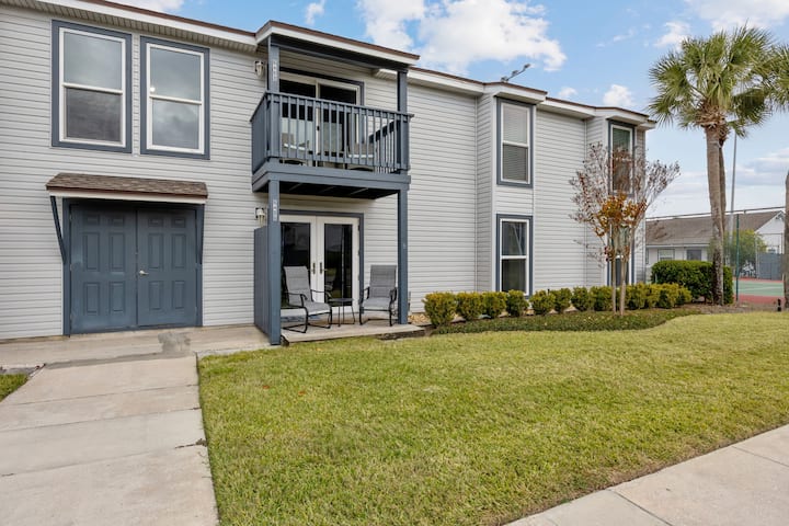 Amelia Island 2 Bedroom Getaway, Pool, And Tennis - Fernandina Beach, FL