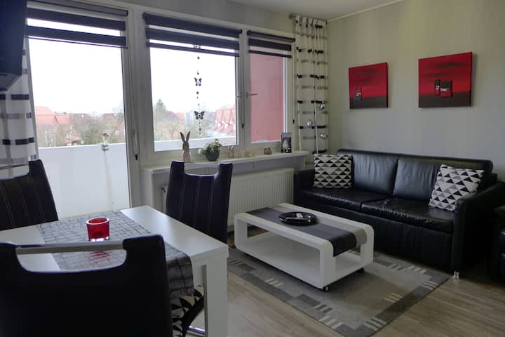 Tief 10 Mit Beheiztem Pool  Ferienwohnung Sand Mit - Wangerooge