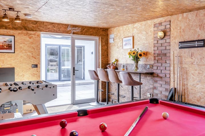 4 Bed In Berrow (Oc-h32250) - Weston-super-Mare