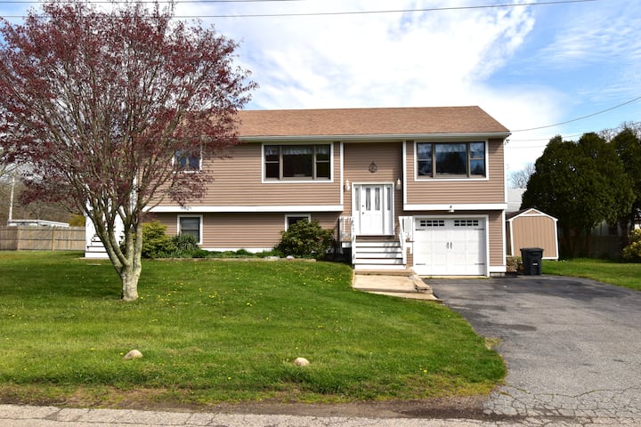 4 Wayne Street - South Kingstown, RI