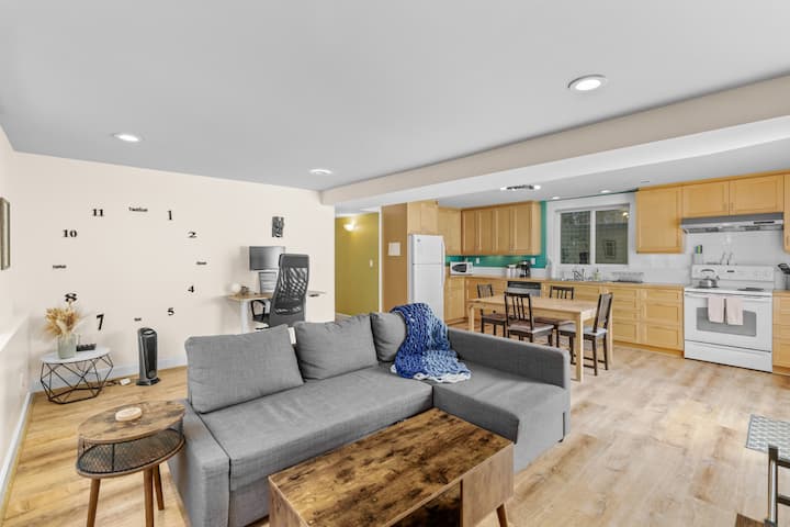 Private Garden Retreat W/ Patio & Entry - 西雅圖, WA