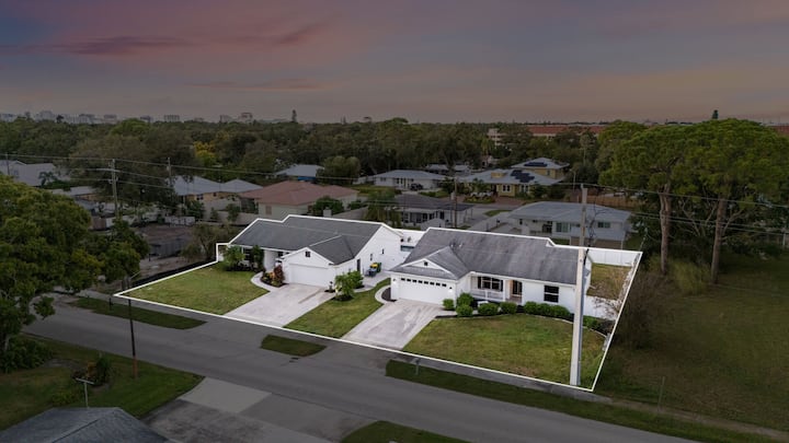 2 Homes 6 Rooms W/pool (Bay Bliss & Waldemere) - Sarasota, FL