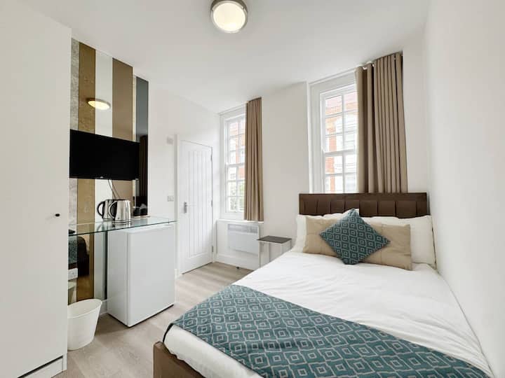 K1. Luxury Studio In Kingston 2 Min From Station - Hounslow