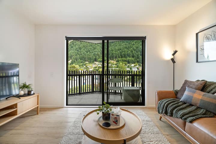 Queenstown Modern Apartment - Walk To Town - 퀸스타운
