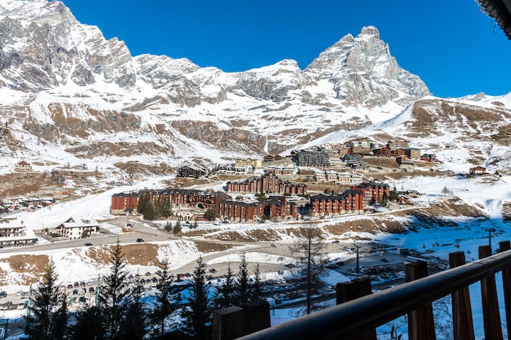 The Ski Lovers - Ski-in/ski-out Matterhorn View - Zermatt