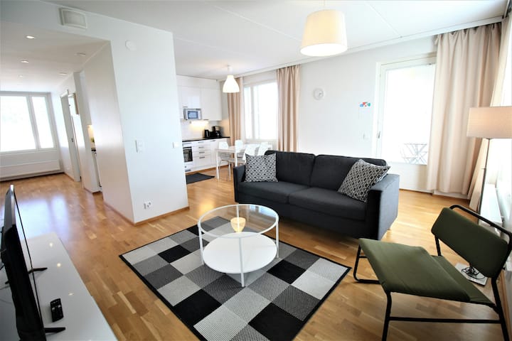 Spacious Apartment With Sauna - Lahti