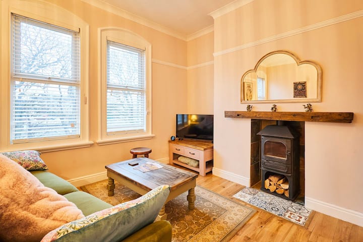 Host & Stay | Stay Salty - Saltburn-by-the-Sea