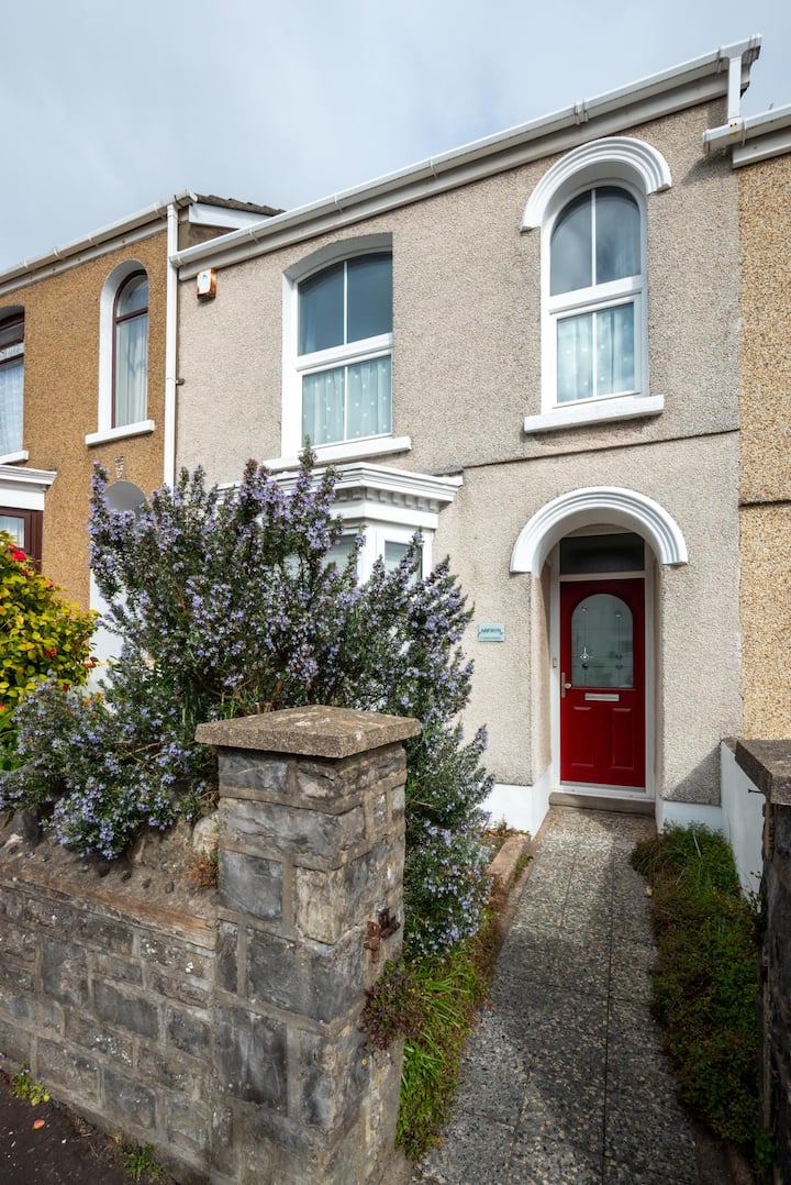 3 Bed In Mumbles (Oc-hh639) - The Mumbles