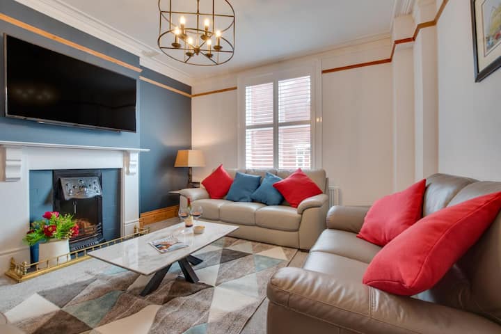 4 Bed In Whitby (Oc-w444) - Whitby