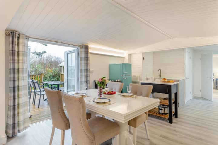1 Bed In Welcombe (Oc-h27741) - Welcombe