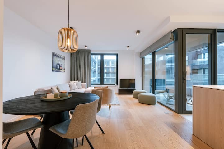 Modern Apartment In The Iconic Ensor Tower - Ostend