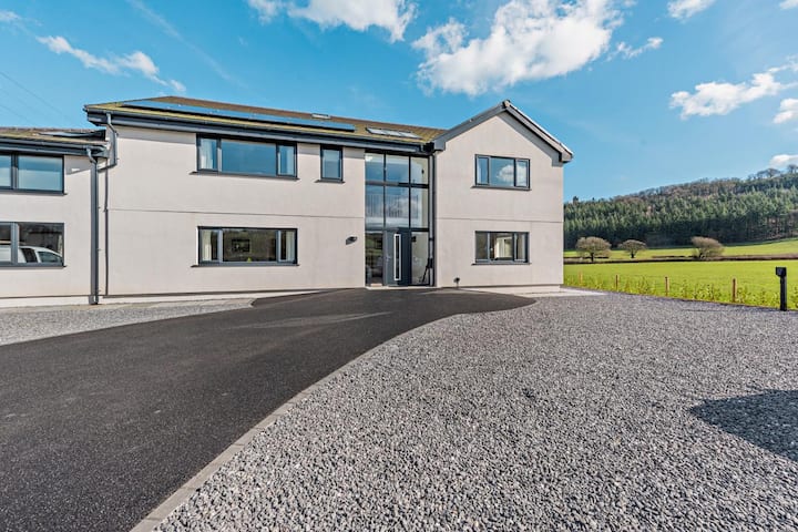 6 Bed In Llanarthney (Oc-c28878) - Llandeilo