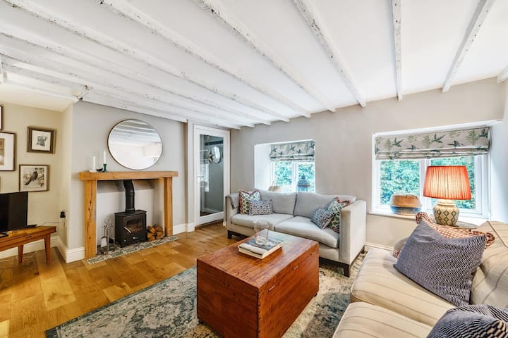 3 Bed In Netherbury (Oc-w28430) - Bridport
