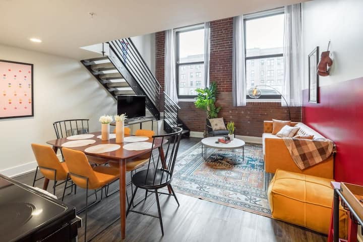 Sosuite | 3br Loft W Gym, Lounge, Shared Laundry - Folsom, PA
