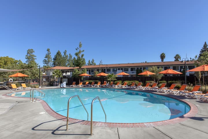 2 Queens W/ Kitchenette In Sonoma Wine Country - Santa Rosa, CA