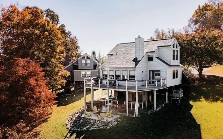 Ultimate Norris Lake Cabin In Deerfield - Norris Lake, TN