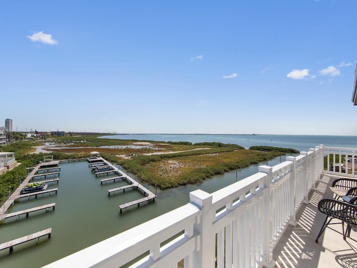 Waterfront 4br Duo | Modern Spi Units 301 + 401 - South Padre Island