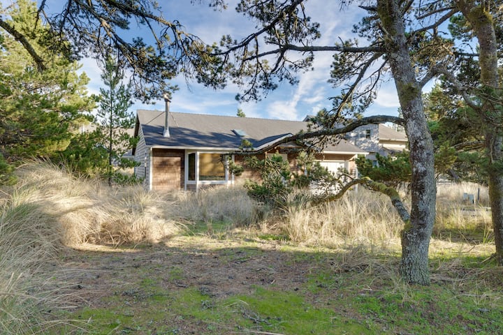 Sandys 808 – Steps To Beach, Perfect Retreat! - Bob Straub State Park, Cloverdale