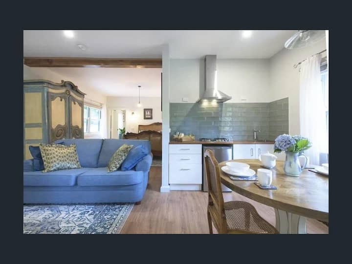 Kallista Charleston & Kallista Gatsby | Two Boutiq - Dandenong Ranges