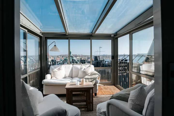 Luxury Duplex In Oldtown With Water Views - Stockholm