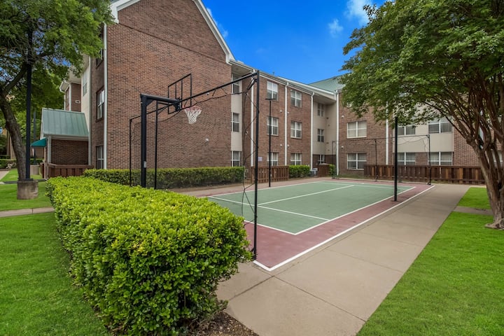 Pet-friendly Accommodation With Full Kitchen! Poo - Dallas, TX