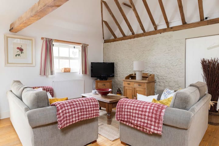 Wren Barn – Cosy 2-bed Converted Barn In Sidlesham - Bosham