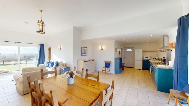 The Dutch Barn - Bicester