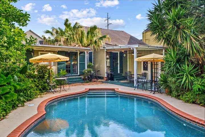 Historic Cottages With Tropical Pool, Hot Tub - New Orleans, LA