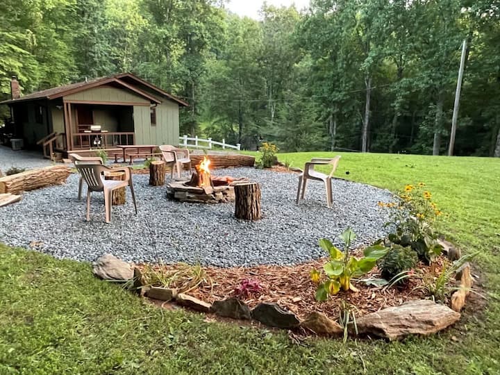 Grinders Switch, Mt View, Fire Pit, Swing - Bryson City, NC