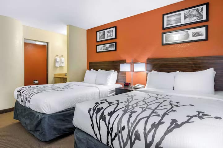 2 Rooms With 2 Double Beds Walkable To Museum - 