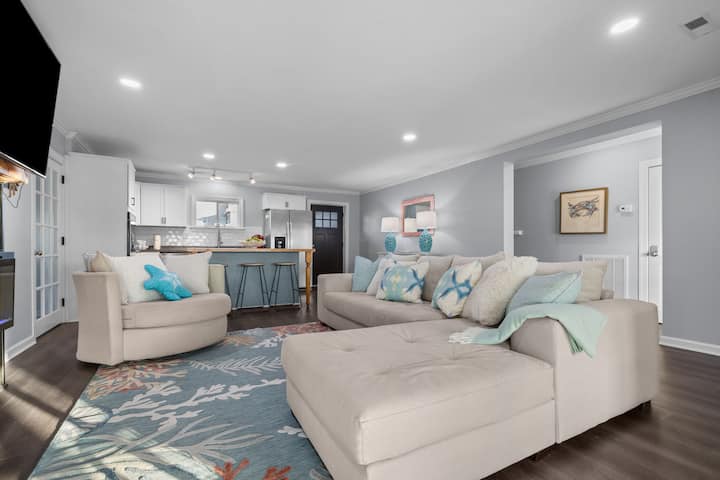 Bayview Anchor Pet Friendly With Dock - Morehead City, NC