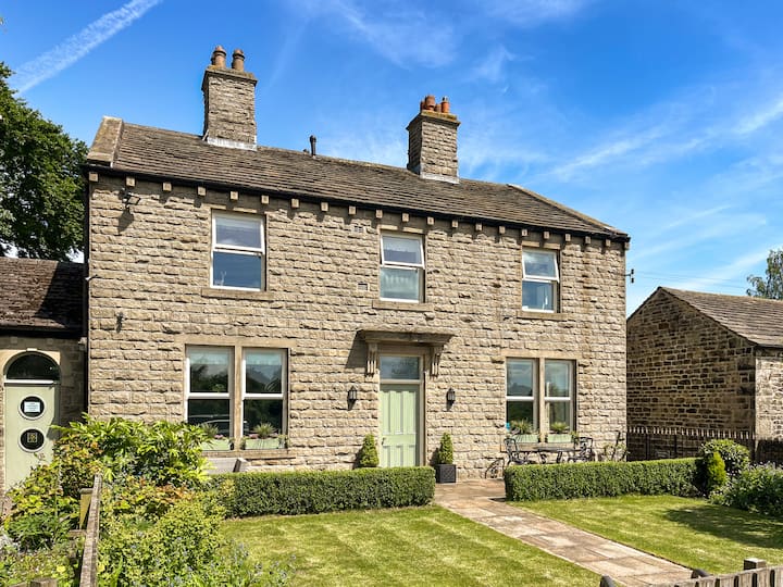 Bracken Hall House - Haworth