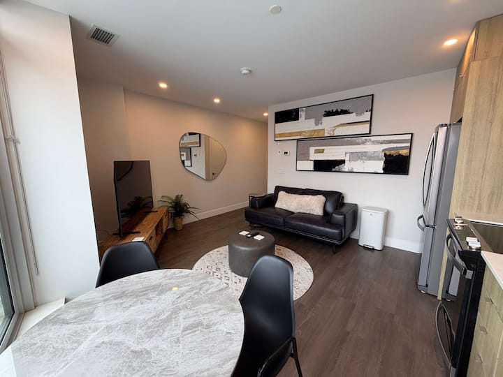 Waterfront 1 Br With 6 Appliances And Huge Patio - Halifax