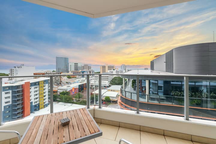 Darwin City Views: Pool, Gym & Free Parking - Darwin