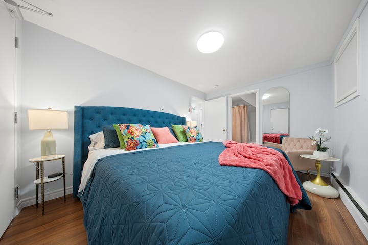 Blush & Bloom Retreat | Chic And Central 1br Apt - Sault Ste. Marie, MI