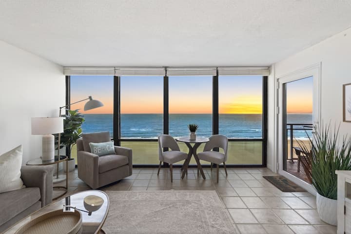 Beachfront Condo/ Pool/ Surfing/ Fishing - Virginia Beach, VA