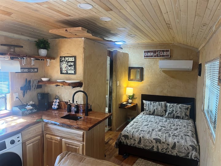 The Last Resort In The Historic Upper Canyon - Ruidoso, NM