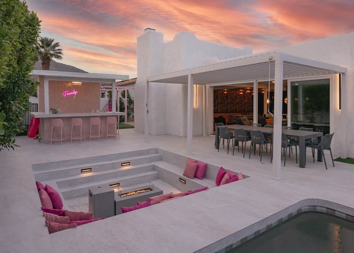 7 King Bed | Pool | Gym Accs | Old Hollywood Oasis - Palm Springs, CA