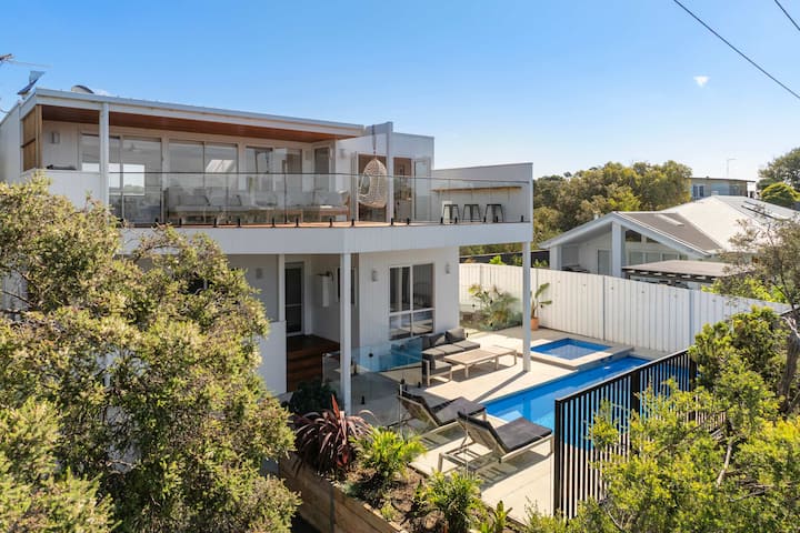 Tuckey Terrace | Heated Pool & Spa And Bay Views! - オーストラリア ソレント