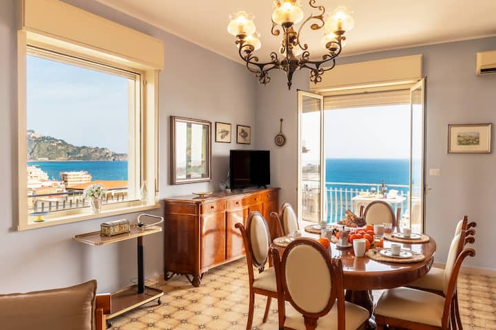 Il Tesoro Di Fea |Sea View Apartment - Giardini-Naxos