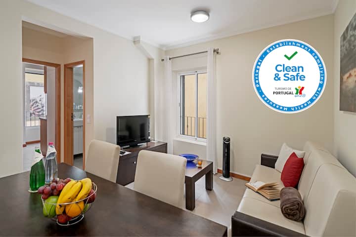 In Pedestrianised Funchal Old Town | Taberna Apt 1 - Funchal